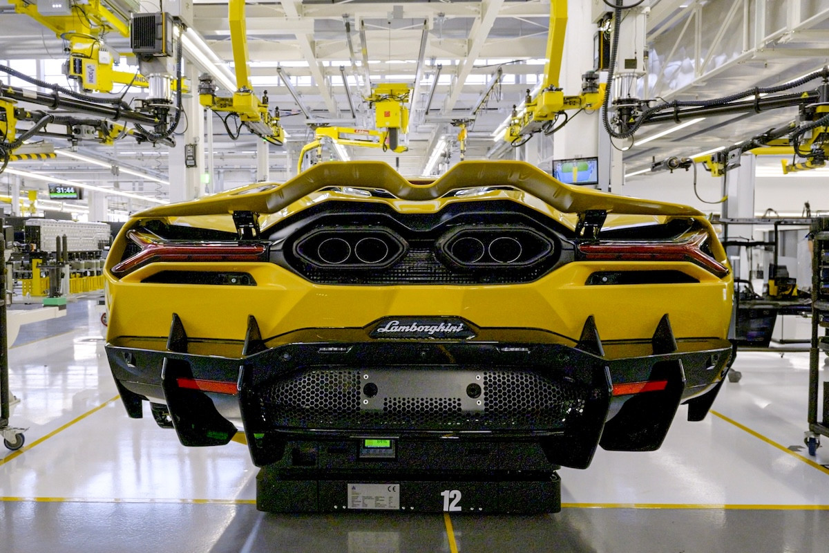 A Lamborghini a STILL megoldásaival fejleszti logisztikáját | STILL ...